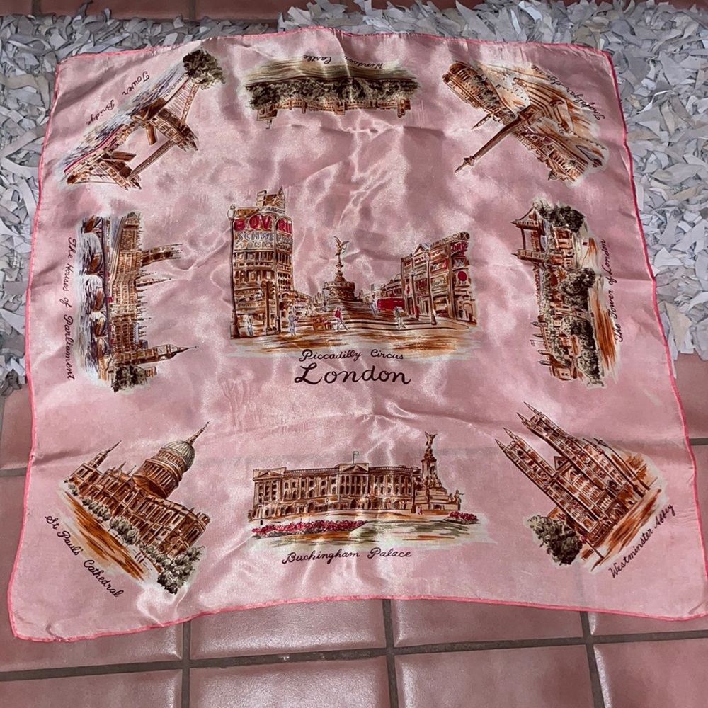 Rare Vintage Landmarks Of London Silk Scarf - Gem